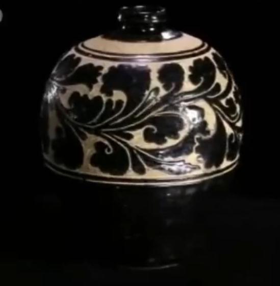 An ancestral black pot, someone called and said it was worth 4 million ...