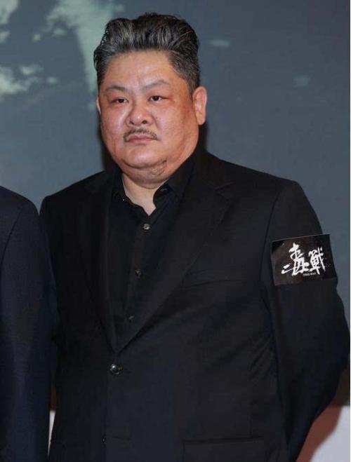 Lin Xue weighs more than 272 kg, and frankly no longer loses weight ...