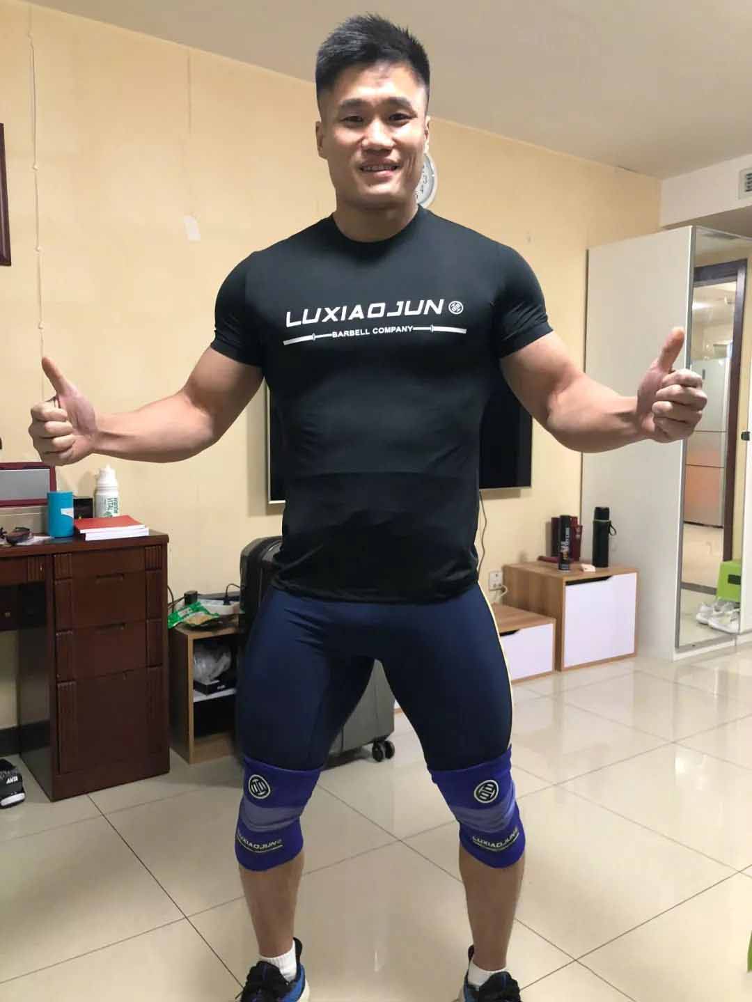 37-year-old "old" won again!Army god Lu Xiaojun, with countless fans overseas, was asked to sign ...