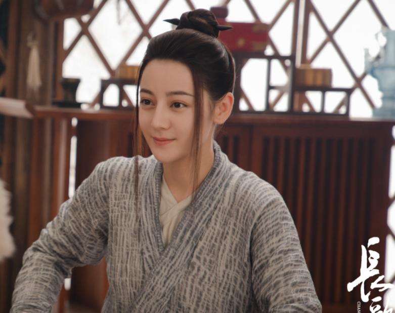 It's said that Reba's "Long Song Xing" styling collapsed, and later ...