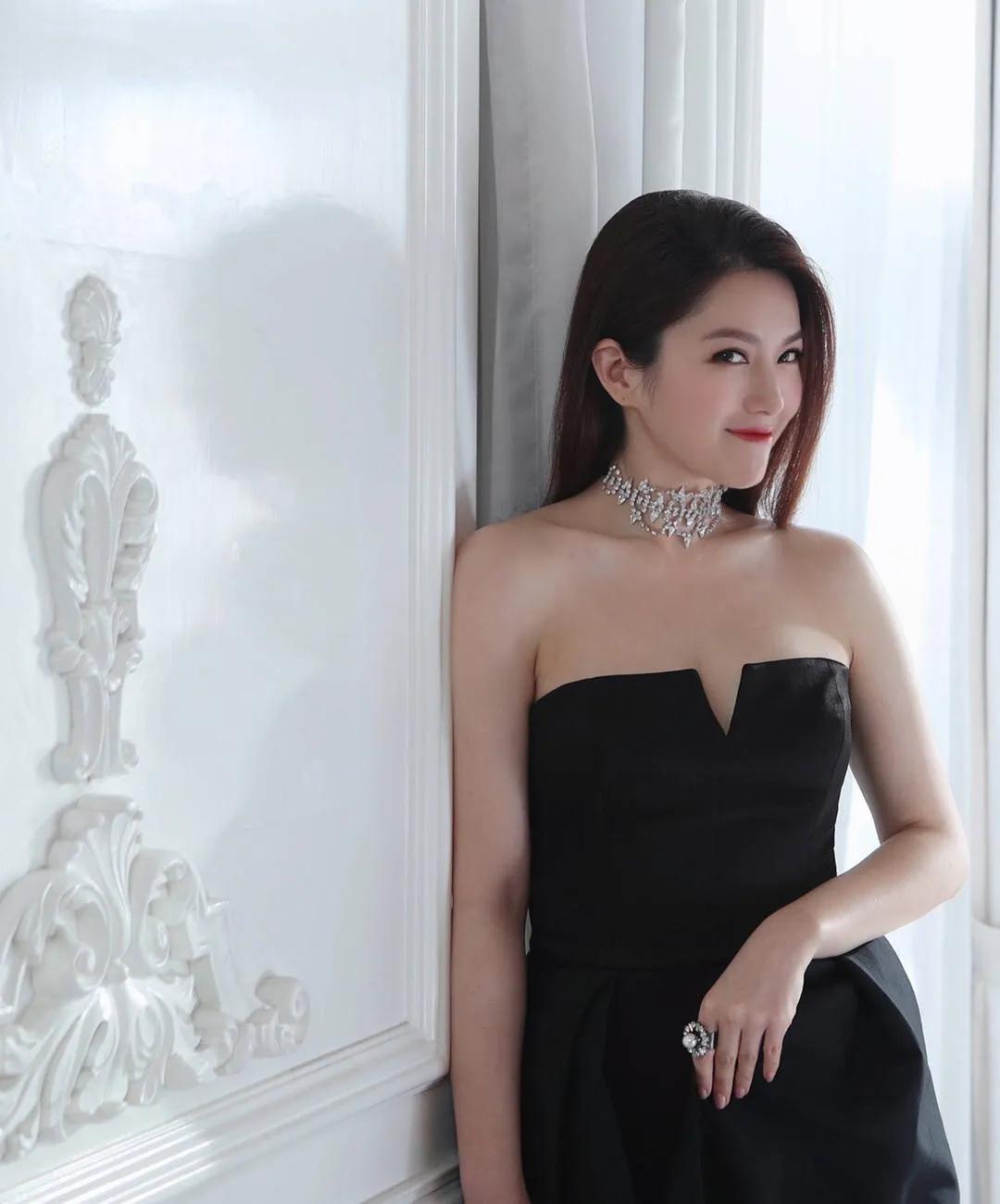 Gou Yunhui Hot Photo Album - iNEWS