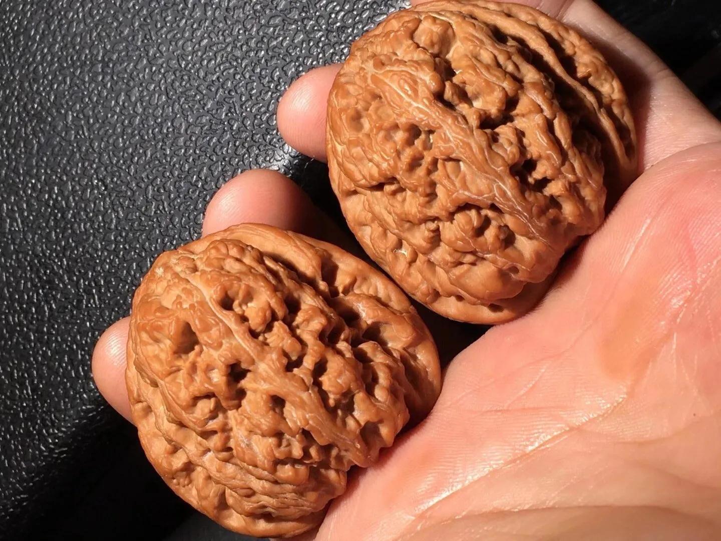 Does Wenwan Walnut with poor leather color faster? - iNEWS