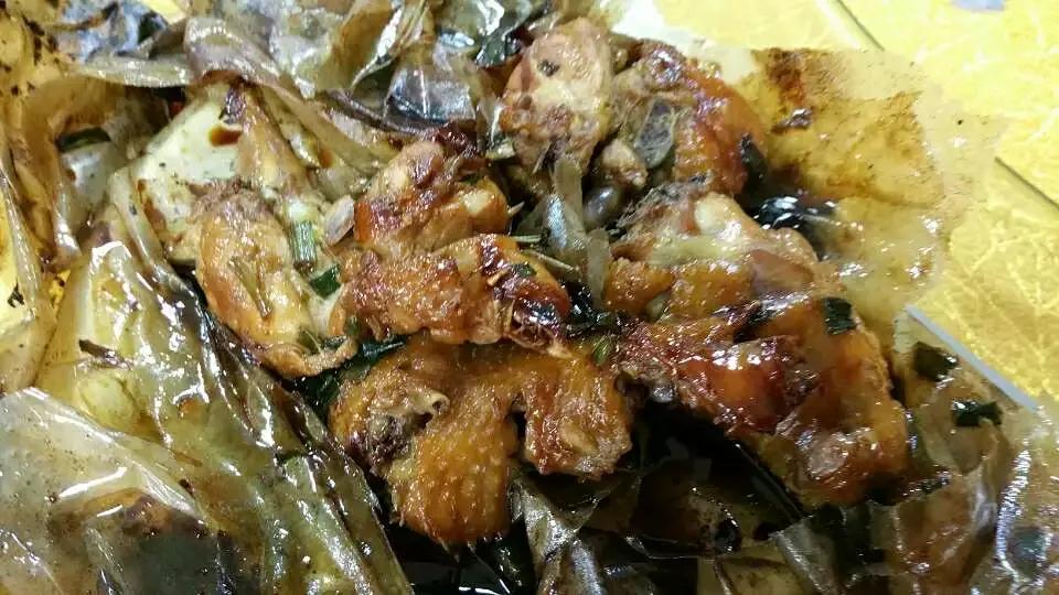 Wuzhou's paper-wrapped chicken - iNEWS