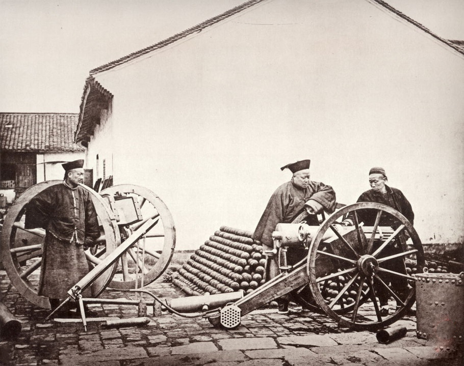 He invented the "machine gun" three hundred years ago. If Kangxi did ...