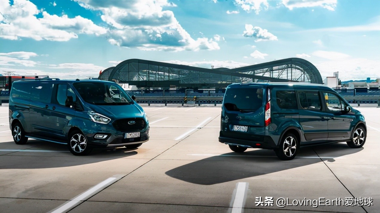 Test Ford Tourneo Custom and Connect versions: family minibus or van ...