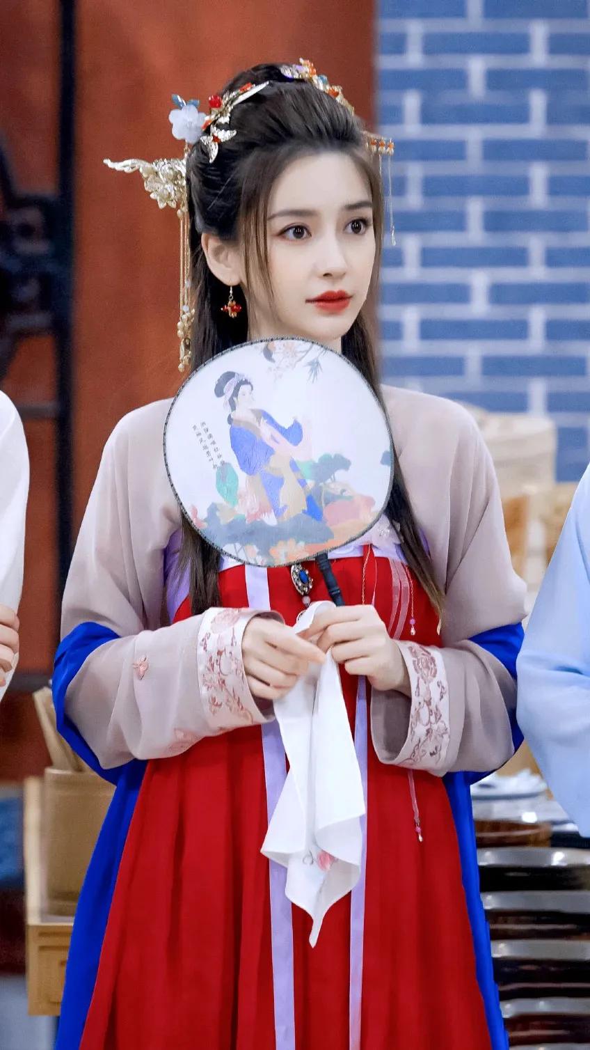 Angelababy, beautiful wallpaper - iNEWS