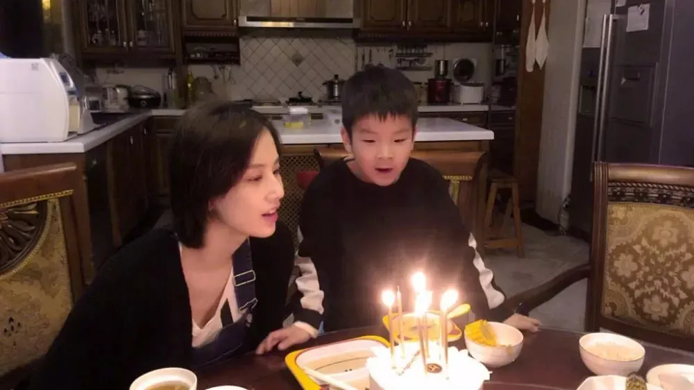 Huang Shengyi was ridiculed by her husband: Why did she not mention ...