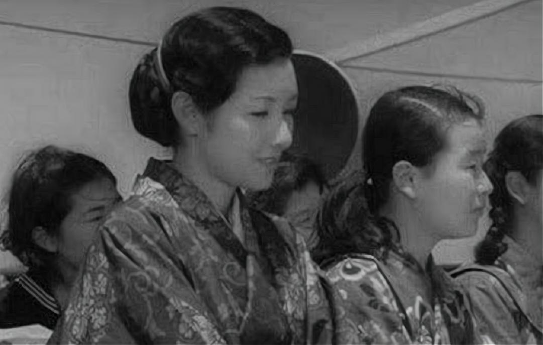 During World War II, how did Japanese women do in order to inspire ...