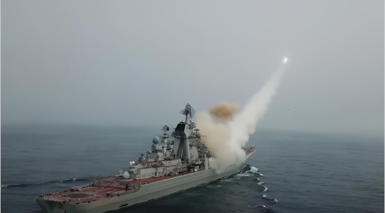 Granite missiles specialize in aircraft carrier, Russia's Peter the ...