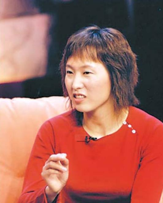 Track and field champion Wang Junxia: Three marriages and two "scumbags ...