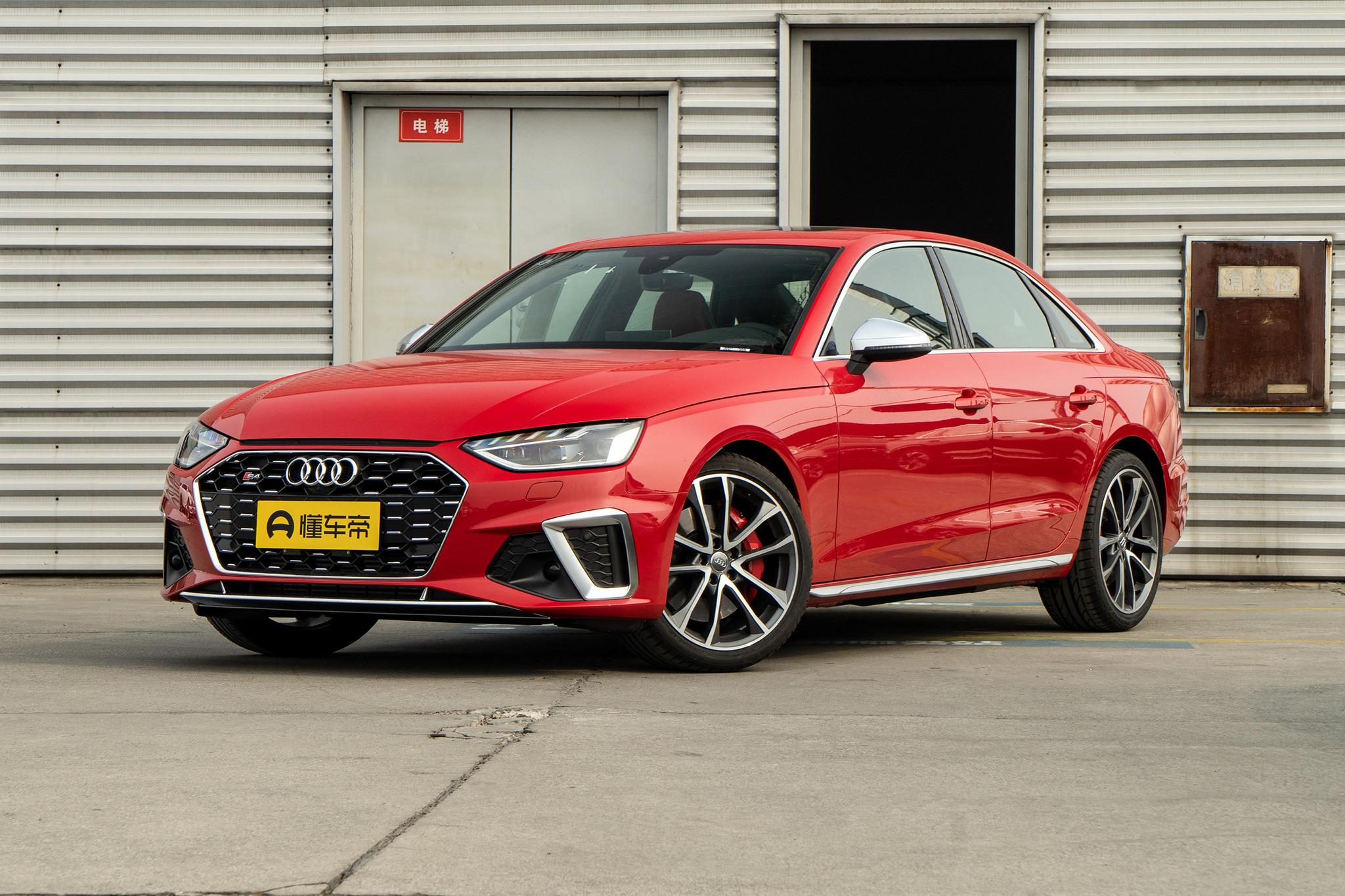 In February, the luxury intermediate sedan is in danger: BMW 3 Series ...