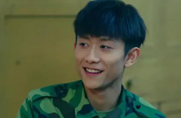 Zhang Shan could not be supported, and Liu Ye could not take him. "The ...