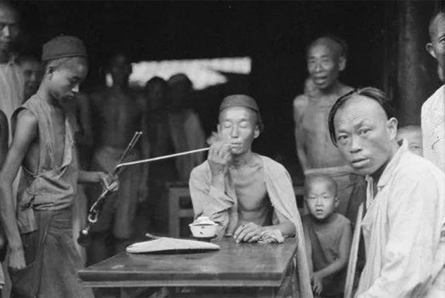 What is Sichuan Pao Ge - iNEWS