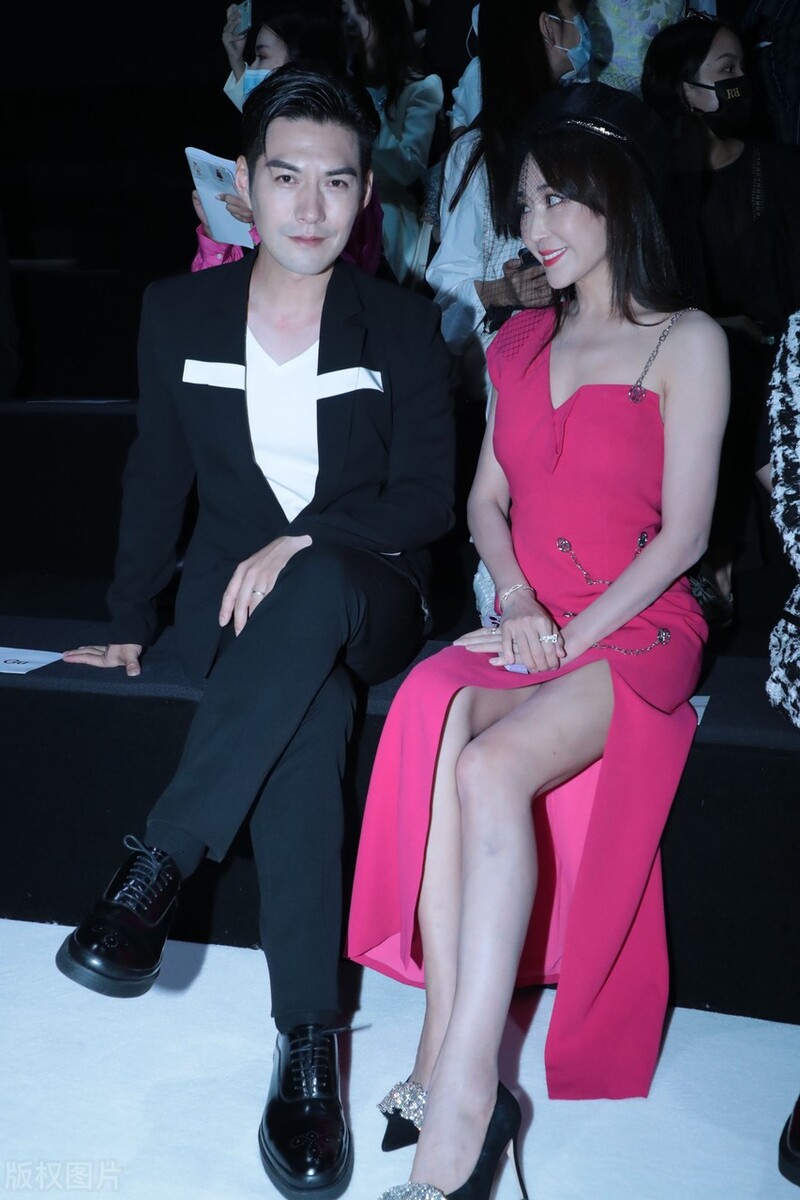 Yan Kuan and Du Ruoxi are so affectionate, the wife wears a one ...