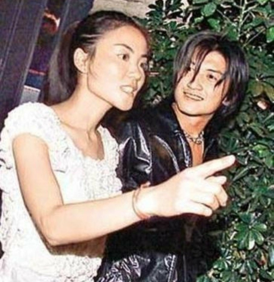 The Mid-Autumn Festival Gala in the Greater Bay Area, Nicholas Tse and Faye Wong are looking ...