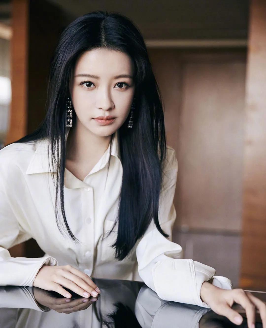 Little gossip, Zhao Lusi, Tang Yan Luo Jin, Chen Feiyu Zhang Jingyi ...