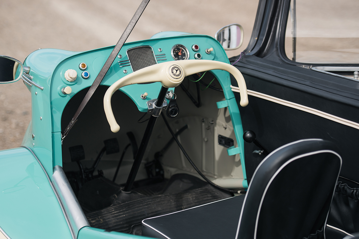 Strange steering wheel inventory, what abnormal way you can control the ...