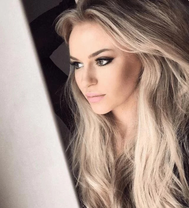 A Swedish girl who is only 155cm tall and has a golden ratio figure ...