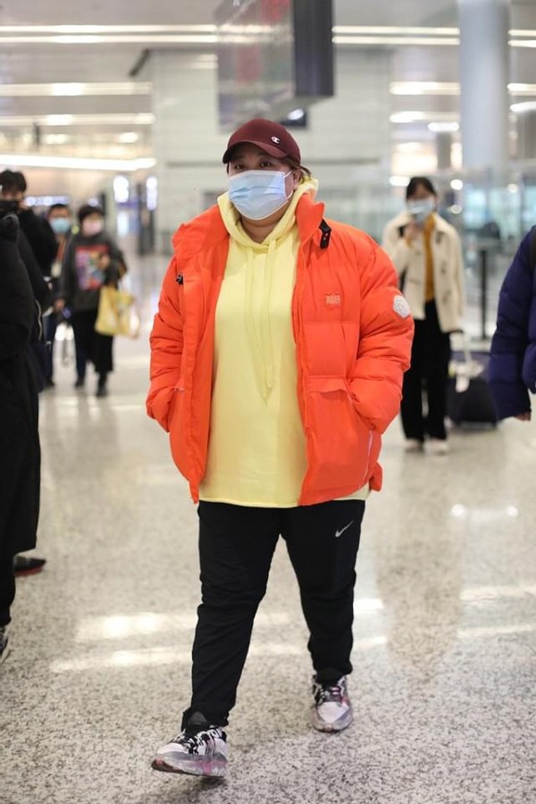 Jia Ling is too cute, although she is chubby, she looks more tender in ...