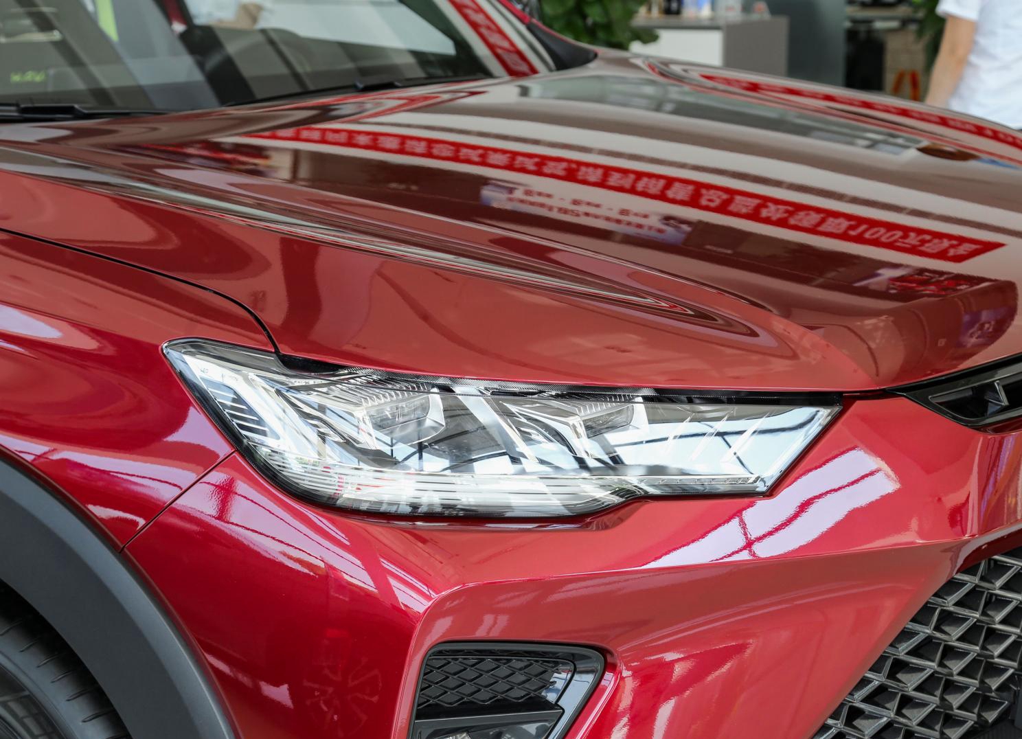 The new coupe SUV, Haval H6S arrives at the store for real shots!The ...