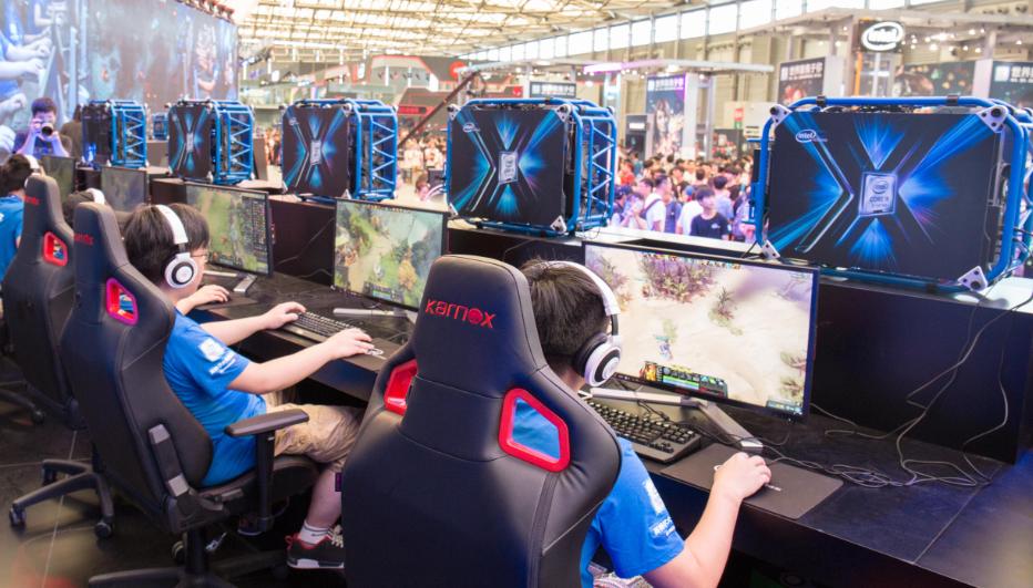 lols11: League of Legends S11 global finals, the battle of the brave ...