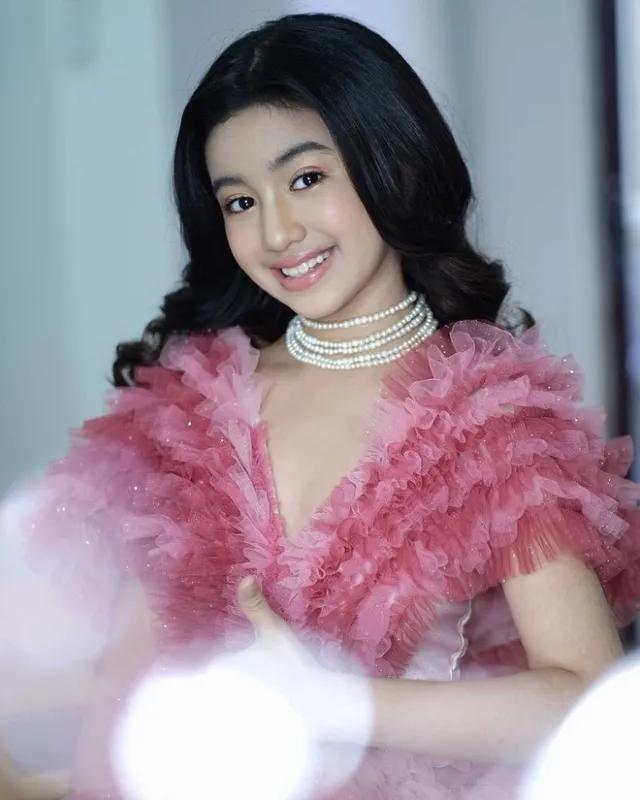 The pure style of Cambodian princess - iNEWS
