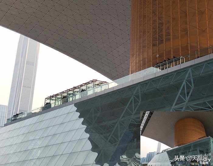 iPhone 13 Pro Max imaging system vs. Honor Magic3 Pro: Backlight scene - iNEWS