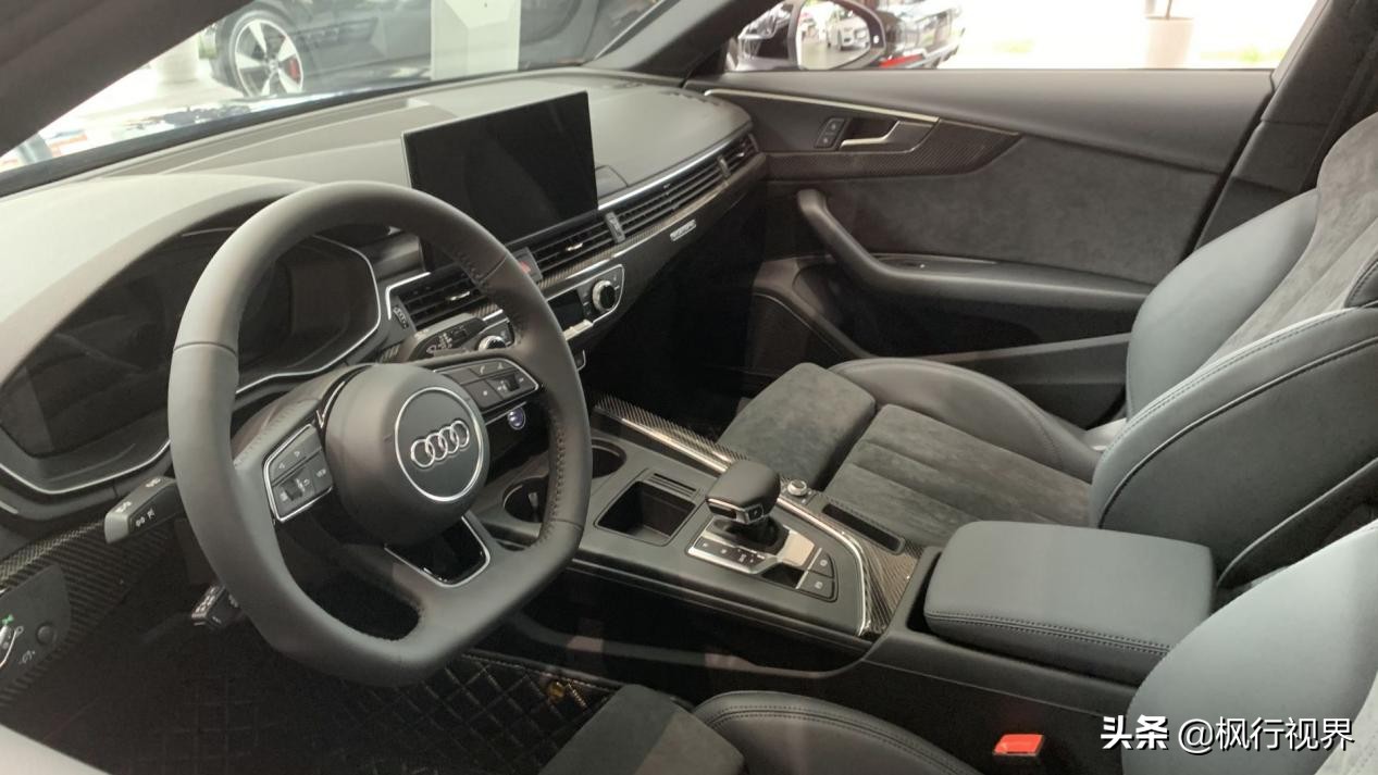 Each has its own merits!Cadillac CT5 and Audi A4L real shots, who is ...