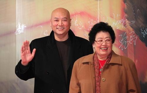 Chi Zhongrui and Chen Lihua have been married for 30 years. They say ...