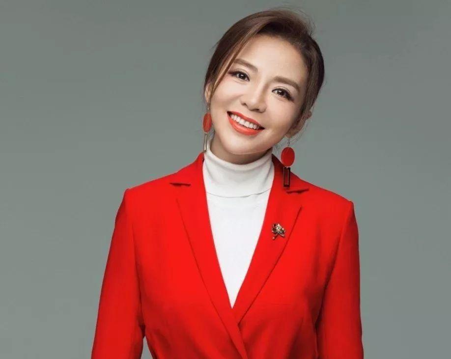 Zhu Xun: Can be called the inspirational female anchor of CCTV, the ...