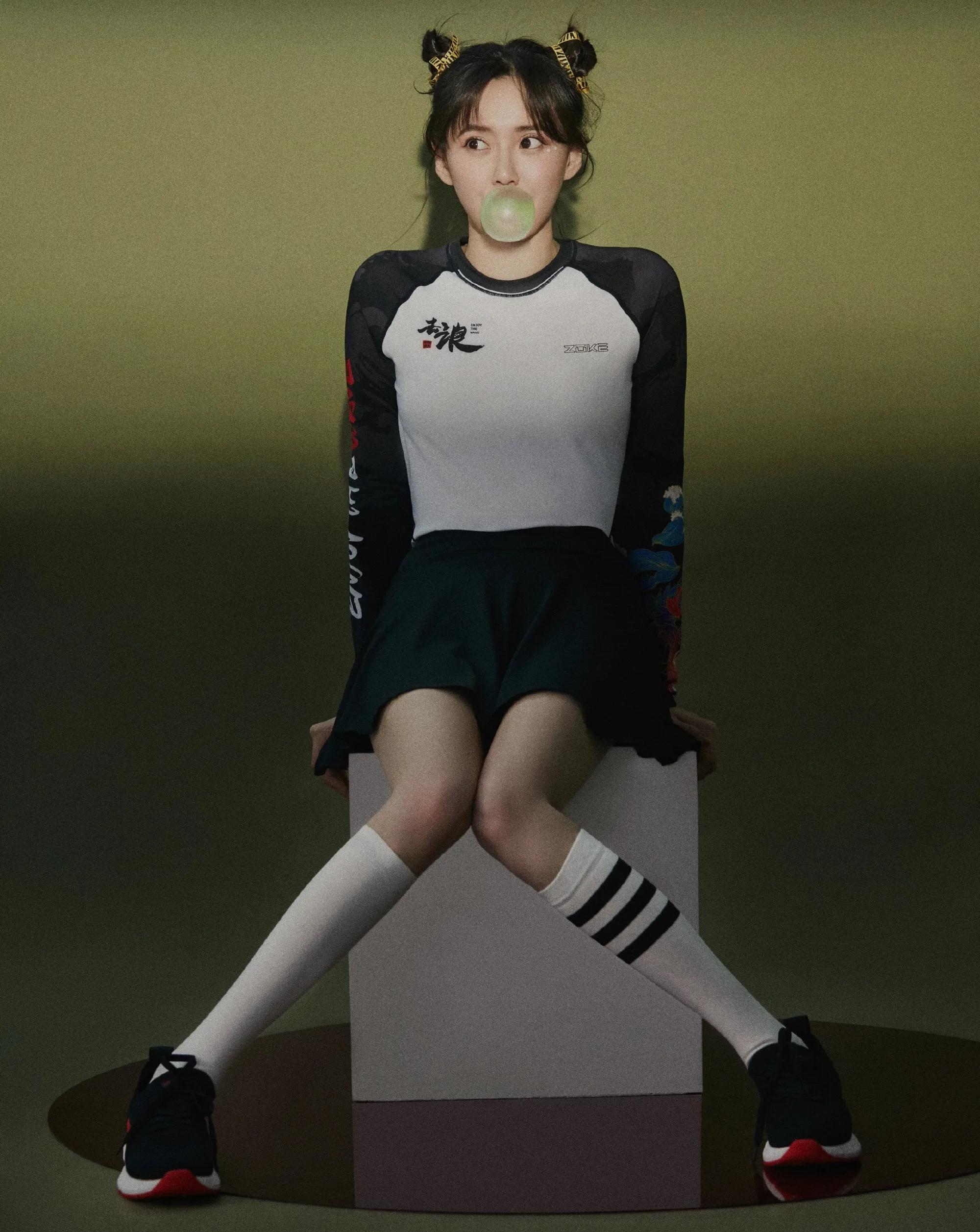 Changeable palette of colorful life Jiang Kaitong - iNEWS