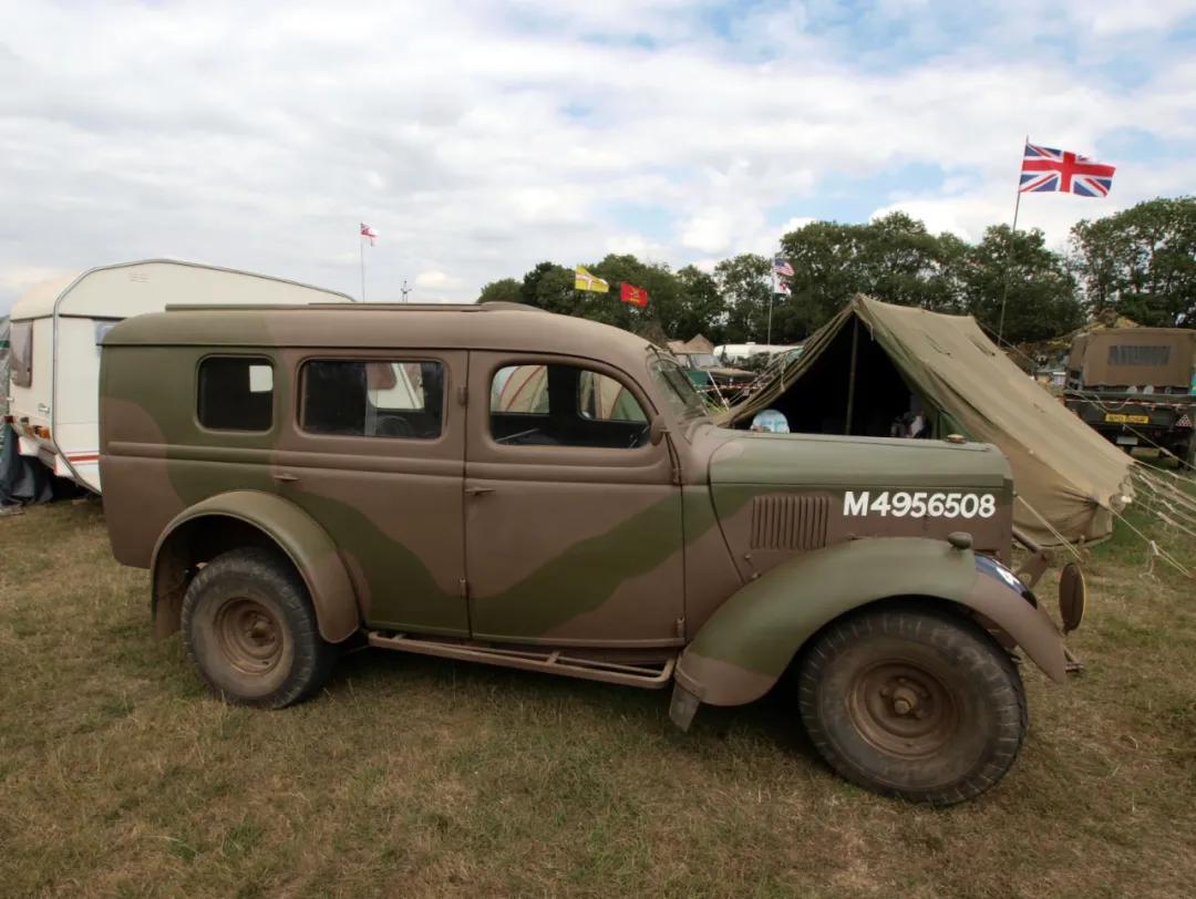 The sedan chair of the military master: a tour of military cars used in ...