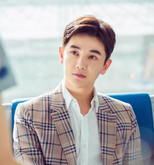 38-year-old Sun Jian is "male and female", wearing a cheongsam is more ...