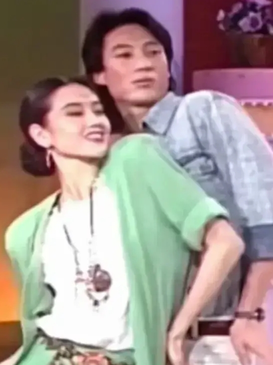 Yang Liping was so beautiful when she was young - iNEWS