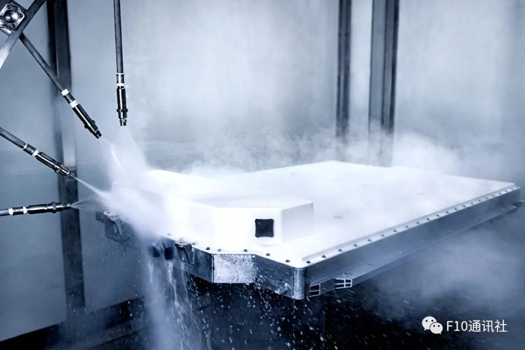 The world's first bottom collision after wading in the world, Lantu ...