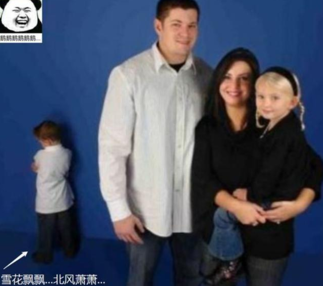 "The Most Failed Family Portrait" became popular, each one is a bright ...