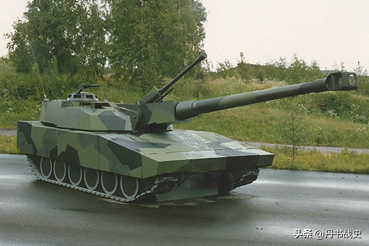 The Swedish Strv2000 tank, a main battle tank of Swedish descent that ...