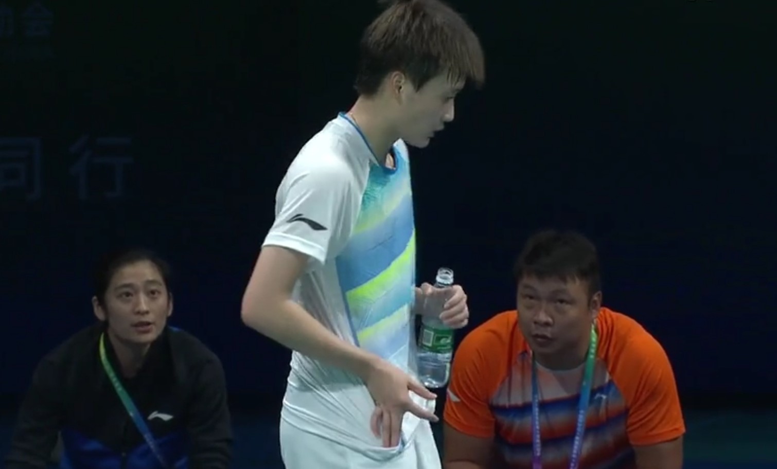 Chen Yufei wasted match points!Winning in two games, Wang Zhiyi strives ...