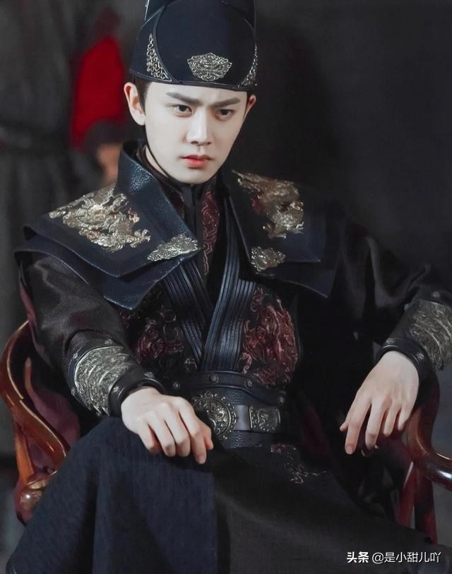 Ren Jialun plays multiple roles, from the age of eight to nearly thirty ...
