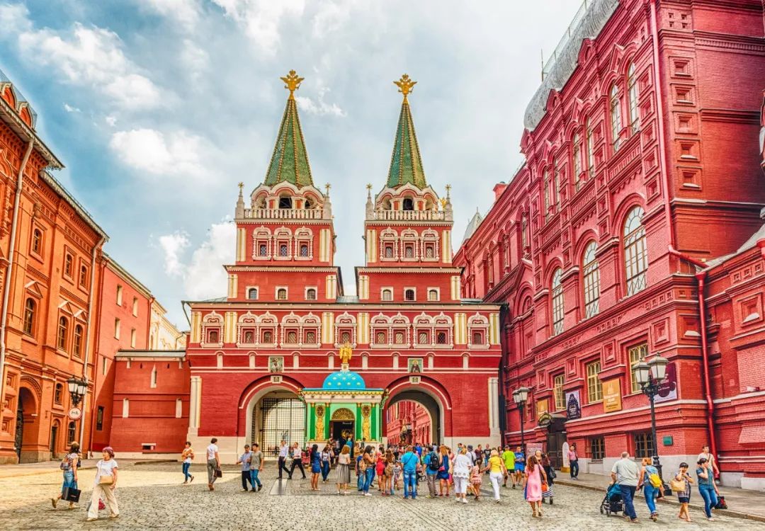 What are the places worth visiting in Russian tourism?"one" - iNEWS