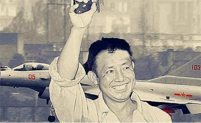 The Chinese pilot defected, but the enemy was unaccepted, and the plane ...