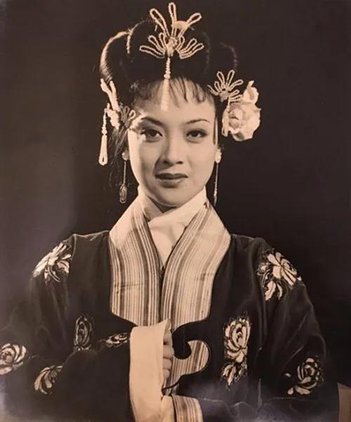 The most beautiful star in the entertainment industry, loves only one ...