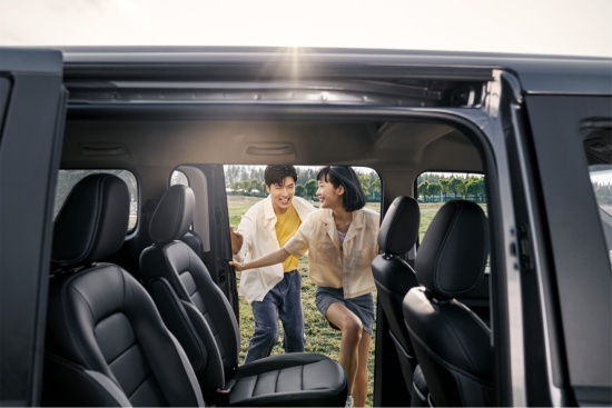How about the Wuling Zhengcheng 9-seater car?You want to know the new ...