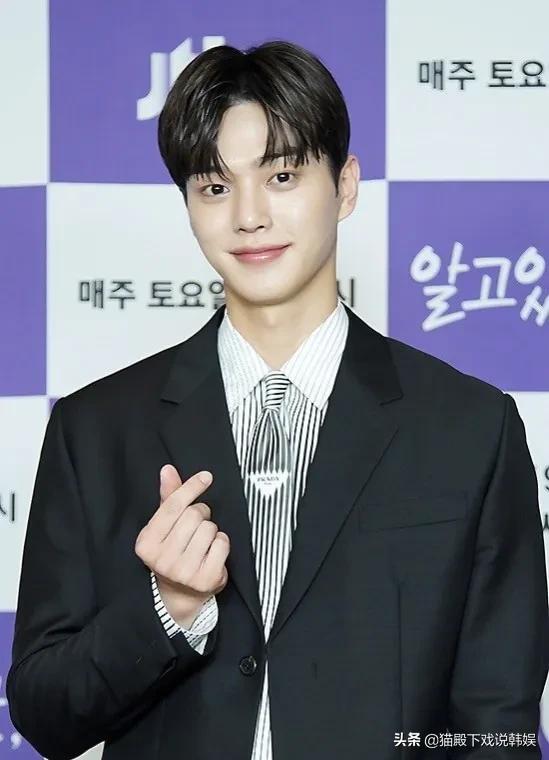 South Korean popular actor Song Jiang returned to the new drama ...