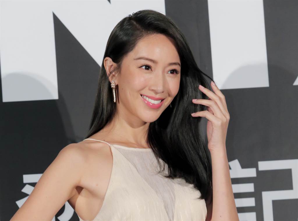 Sui Tang takes a selfie without makeup, netizens: the more they look ...