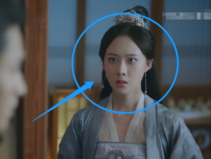 Obviously it was the same person, performing "Shanhe Ling" and "Long ...