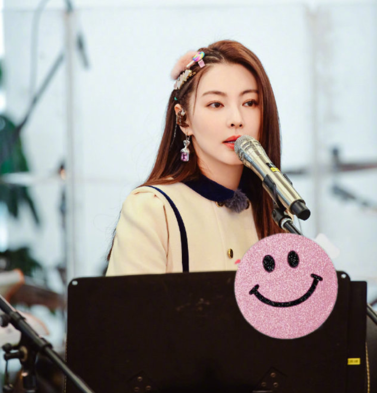 Zhang Yuqi and Huo Siyan were passed on as a surrogate, Zhang Yuqi ...