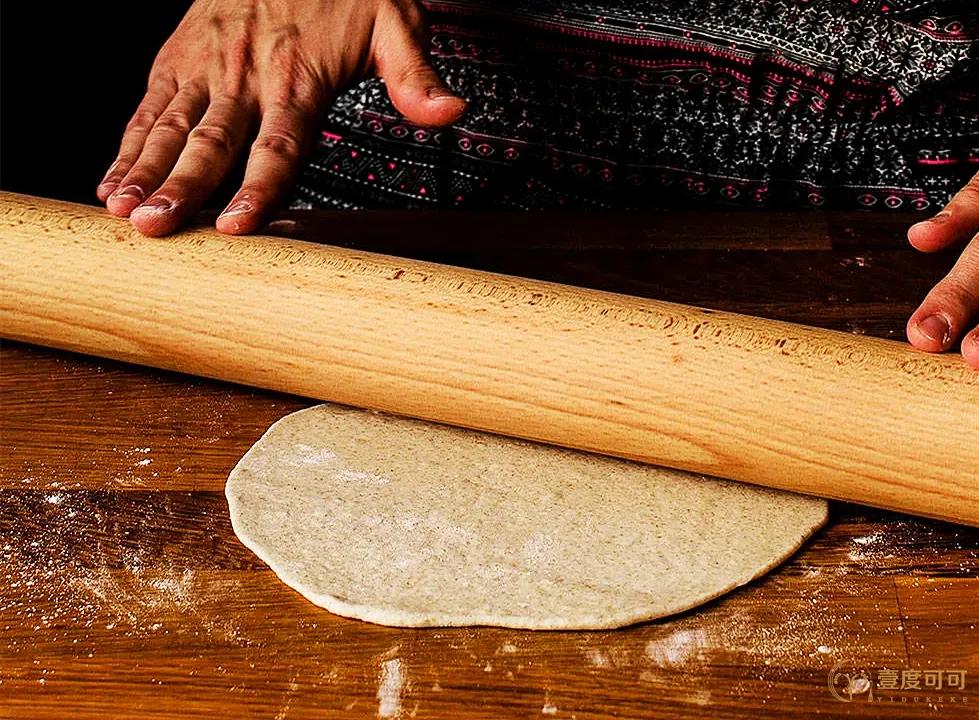 A kind of "crispy flatbread" from Sweden made of crispy Swedish bread ...