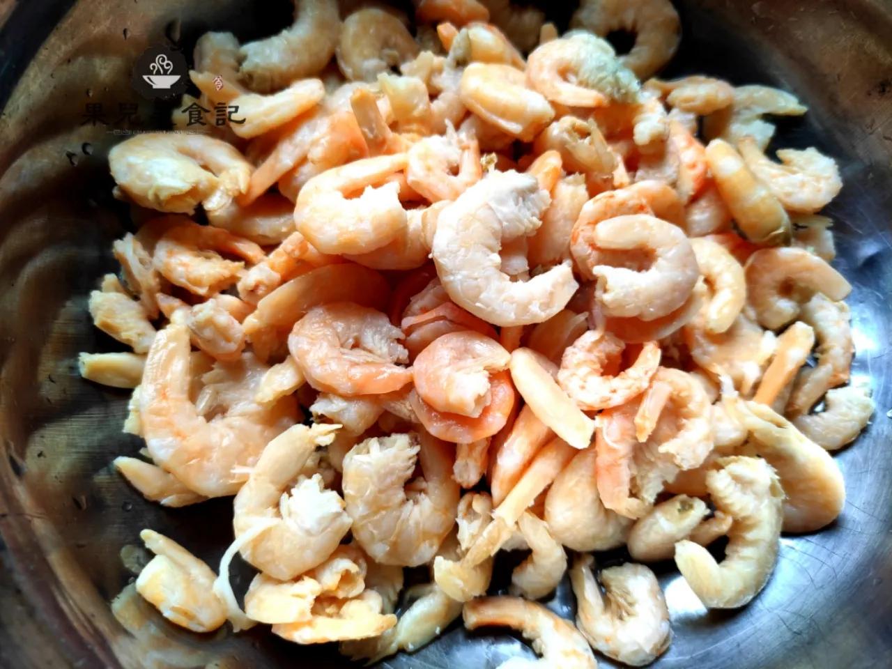 When frying the dried shrimps, remember 2 points, the shrimp meat is ...