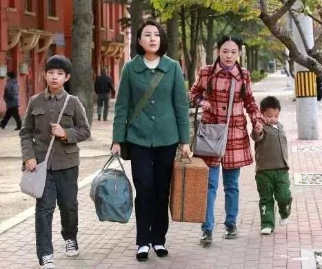 Sun Honglei, Zhang Yixing, and Liu Yijun starring in "Sweeping Dark ...